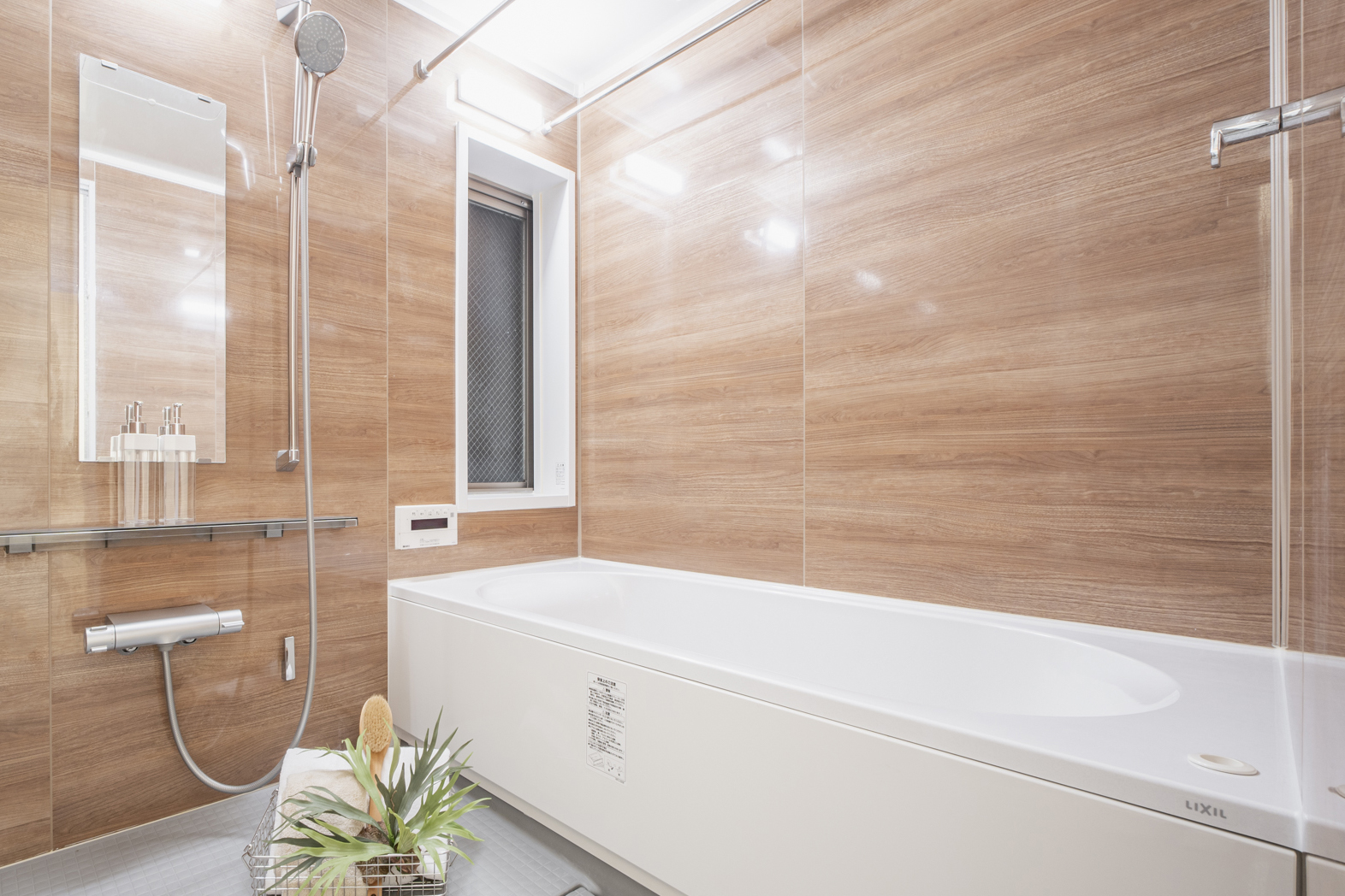 上野毛シティハウスノーステラス 約25帖のLDK、広々暮らせるメゾネットの住まい 東京の高級中古マンション／リノベーションマンションの【mitaina（ミタイナ）】