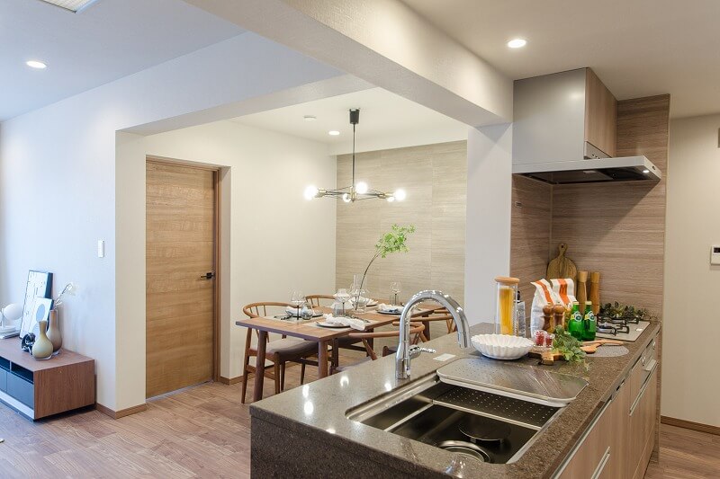 マートルコート奥沢 最上階角部屋、各洋室6帖超えのゆとりある4LDK 東京の高級中古マンション／リノベーションマンションの【mitaina（ミタイナ）】