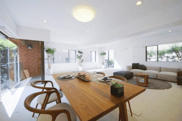 ザ・パークハウス白金長者丸 高級住宅街にふさわしい風格ある161㎡超えの4LDK 東京の高級中古マンション／リノベーションマンションの【mitaina（ミタイナ）】