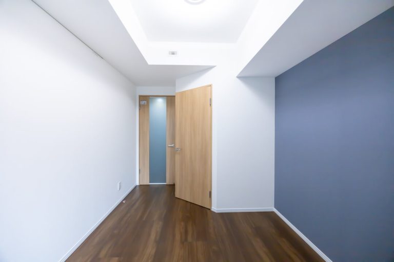 コスモポリス品川 窓に囲まれた角部屋！開放感溢れるLDKが魅力的な2SLDK 東京の高級中古マンション／リノベーションマンションの【mitaina（ミタイナ）】