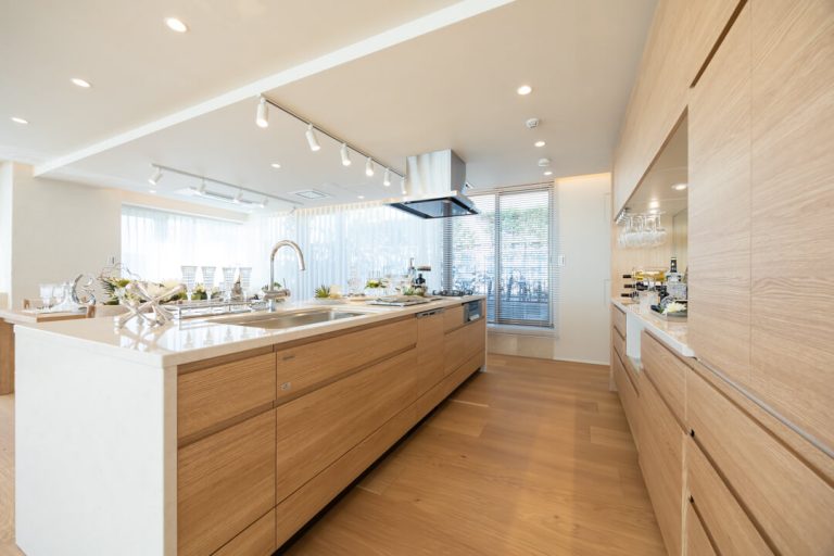 ザ・ハウス南麻布 南麻布に佇む高級レジデンス、170㎡超の開放感溢れる2LDK 東京の高級中古マンション／リノベーションマンションの【mitaina（ミタイナ）】