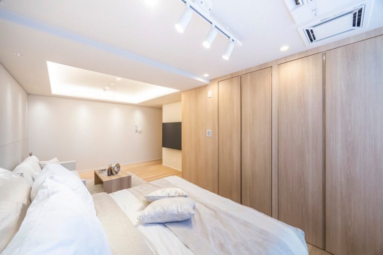 ザ・ハウス南麻布 南麻布に佇む高級レジデンス、170㎡超の開放感溢れる2LDK 東京の高級中古マンション／リノベーションマンションの【mitaina（ミタイナ）】