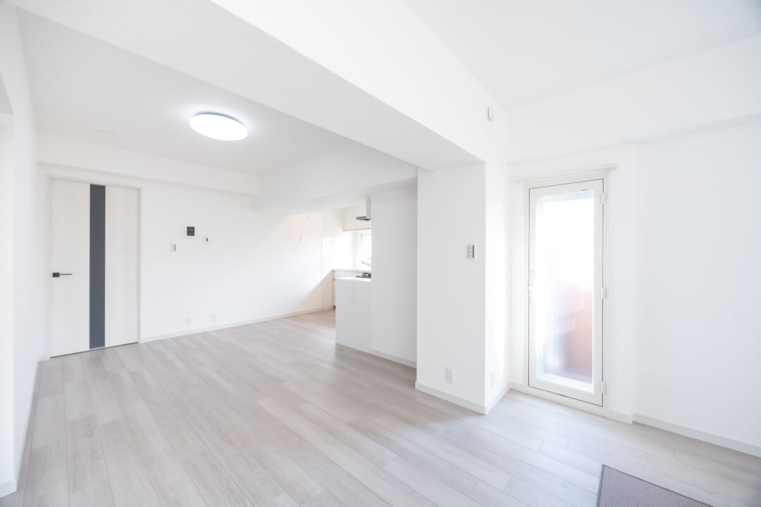 藤和白金台コープ 90㎡超3LDK、太陽光が降り注ぐ南東角部屋 東京の高級中古マンション／リノベーションマンションの【mitaina（ミタイナ）】