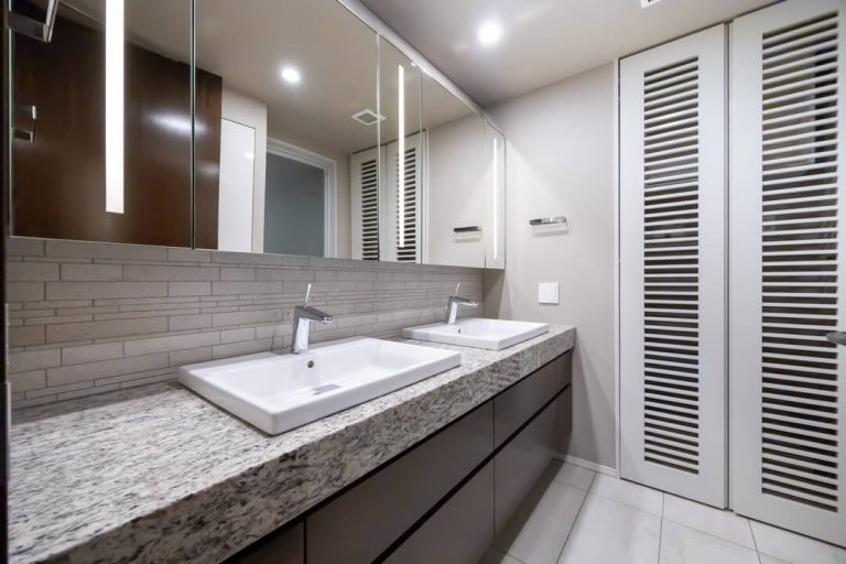 ザ・パークハウス高輪タワー 140㎡超のゆとりある3LDK、高輪皇族邸を望む最上階南西角住戸 東京の高級中古マンション／リノベーションマンションの【mitaina（ミタイナ）】