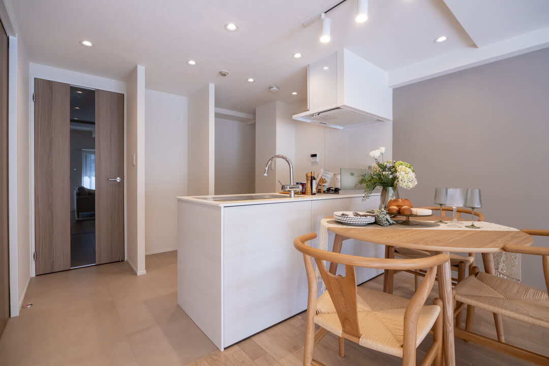 三田シティハウス 3LDKへの変更可！ペットと暮らせる南西向きの2LDK 東京の高級中古マンション／リノベーションマンションの【mitaina（ミタイナ）】