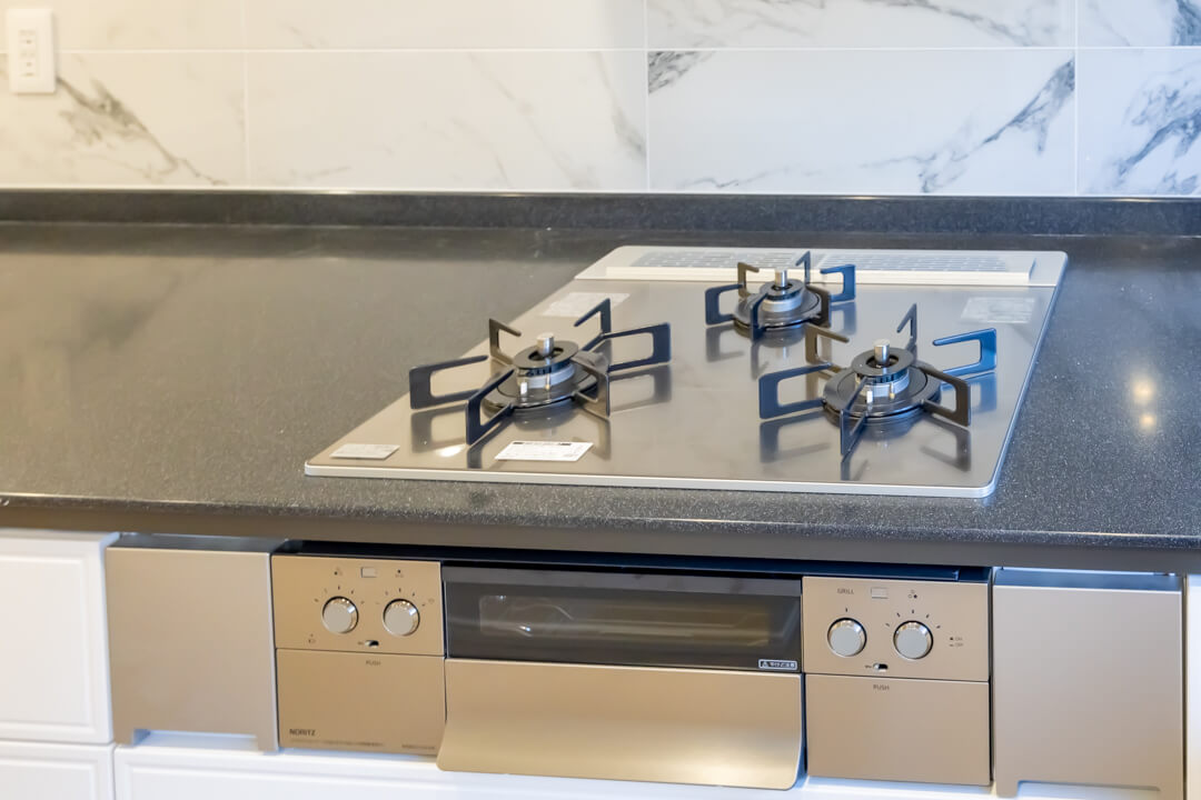 高輪パークマンション 高輪皇室邸隣接！ゆとりのある暮らしを叶える137㎡超えの3LDK 東京の高級中古マンション／リノベーションマンションの【mitaina（ミタイナ）】