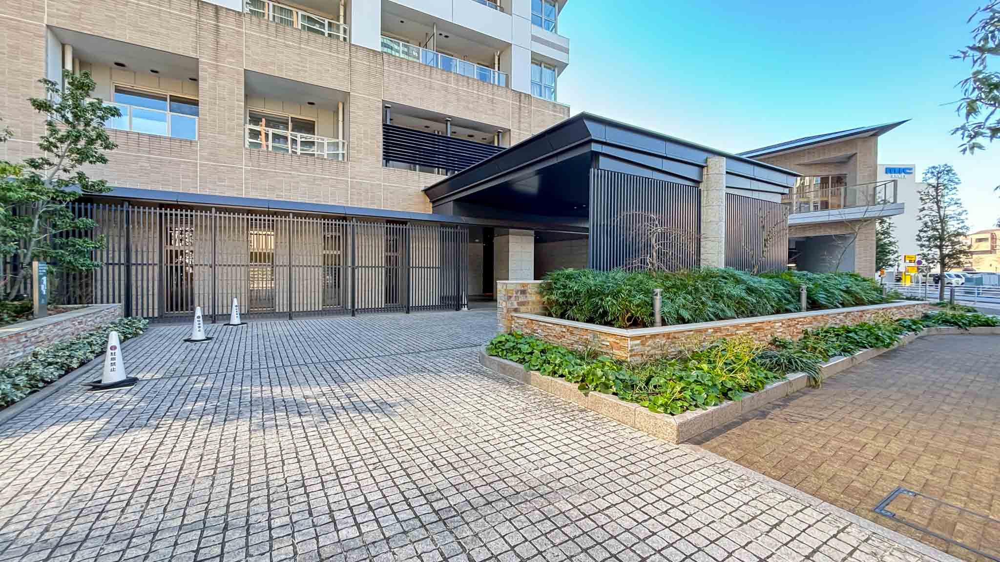 ザ・パークハウス西新宿タワー60 夜景も楽しめる眺望！39階部分の2LDK 東京の高級中古マンション／リノベーションマンションの【mitaina（ミタイナ）】