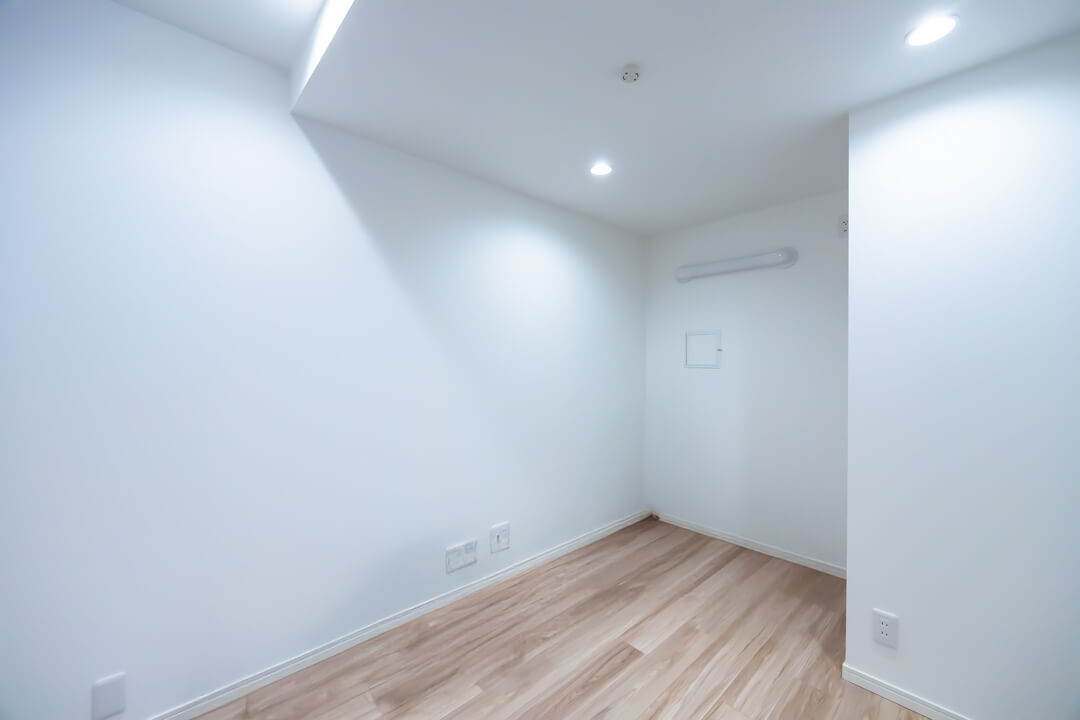 フォルム南麻布 2面バルコニー付き、通風良好な2LDK 東京の高級中古マンション／リノベーションマンションの【mitaina（ミタイナ）】