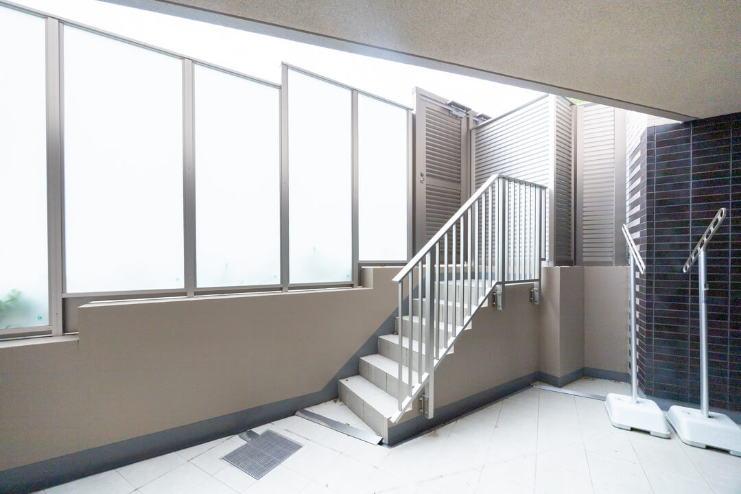 Brillia目黒大橋 2025年2月築！約27㎡のテラスが付いた2LDK 東京の高級中古マンション／リノベーションマンションの【mitaina（ミタイナ）】