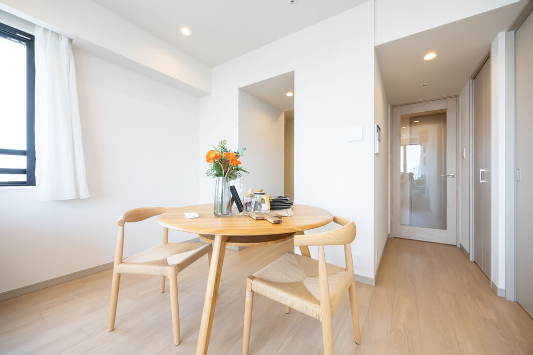 ルネ神楽坂 駅から徒歩1分、見晴らしのいい1LDK 東京の高級中古マンション／リノベーションマンションの【mitaina（ミタイナ）】