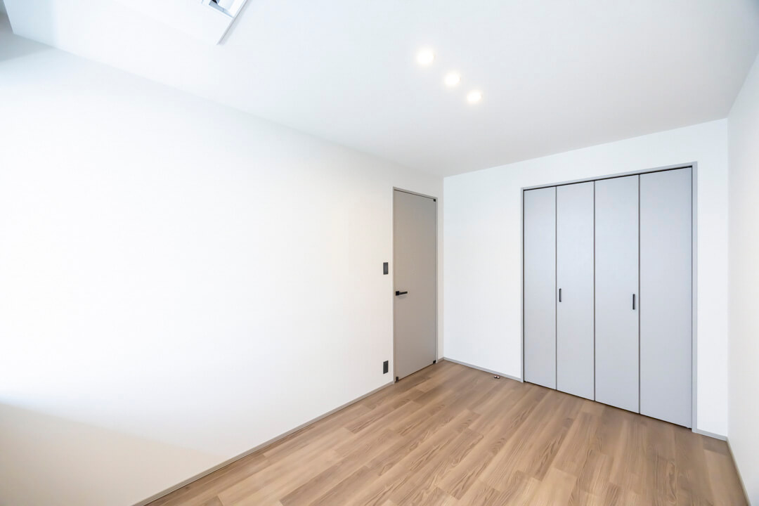 目黒 WICとして使える広々納戸付き 東京の高級中古マンション／リノベーションマンションの【mitaina（ミタイナ）】